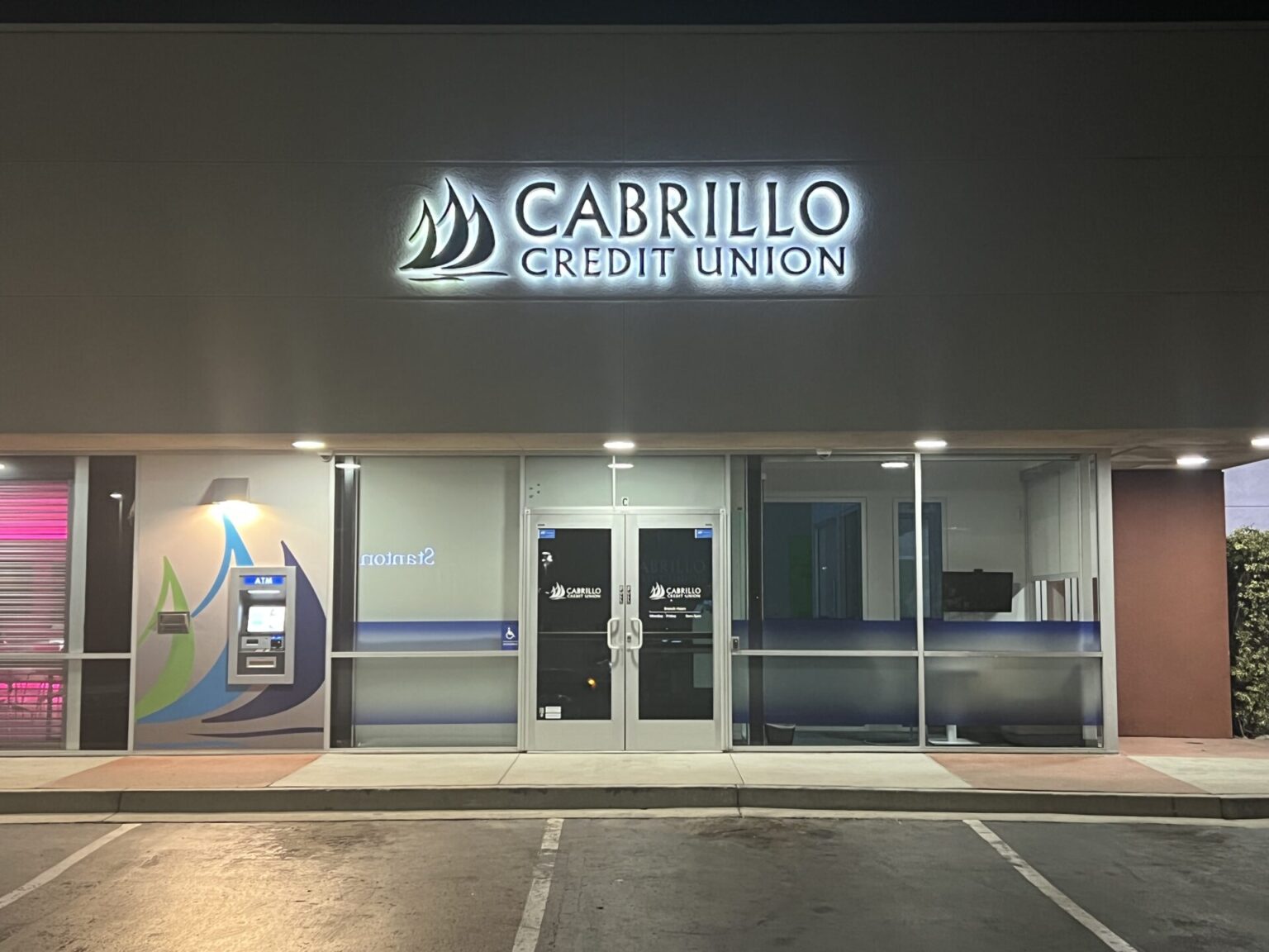 Custom Electrical Signs for Business San Diego | Signs Done Fast